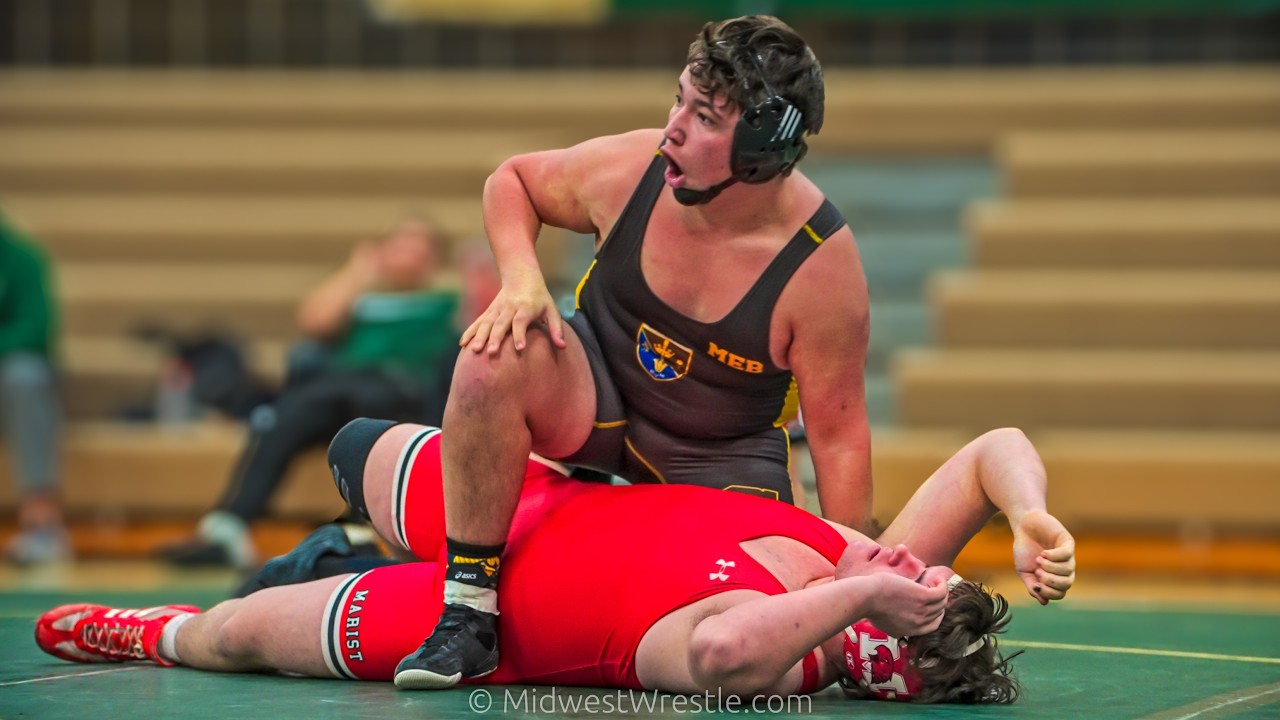 220 – Patrick Lucansky {G} of Mundelein Carmel IL vs. Joe Mahoney {R ...