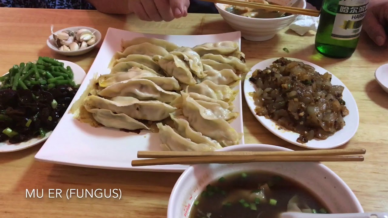 Local Luoyang food - YouTube