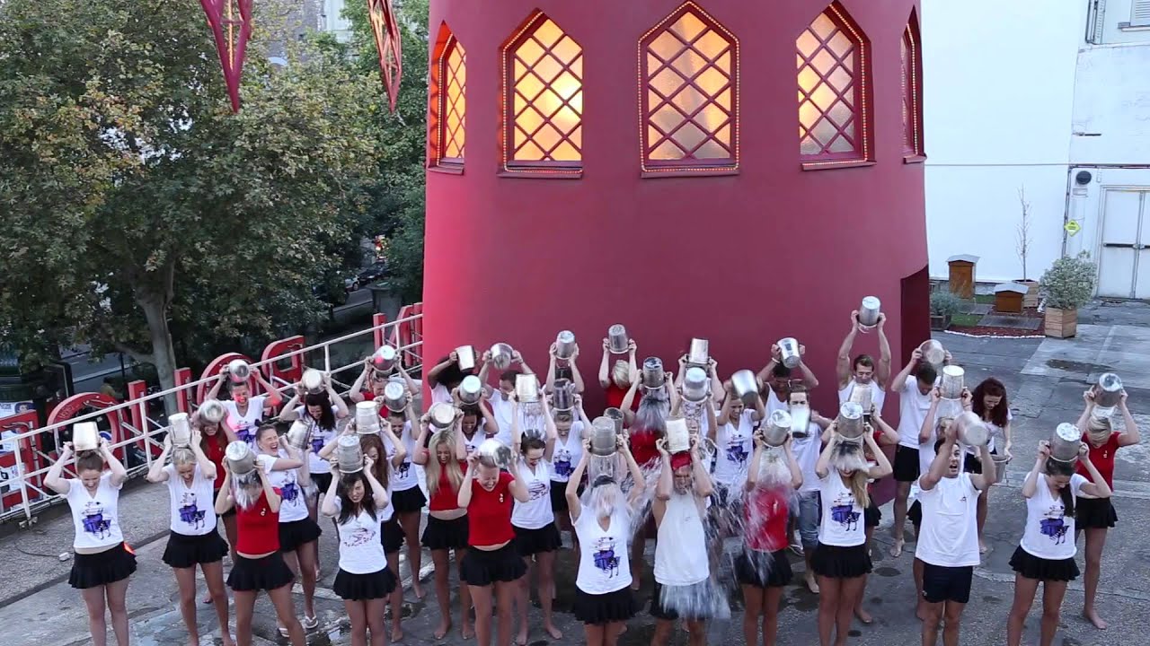 Le Moulin Rouge relève le défi du Ice Bucket Challenge 🧊 - YouTube