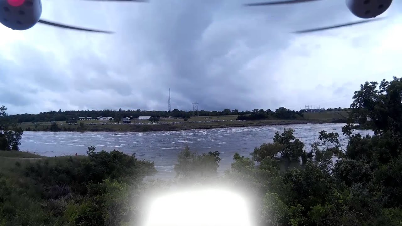 Red River Dam - Flood May 24 2015 - YouTube