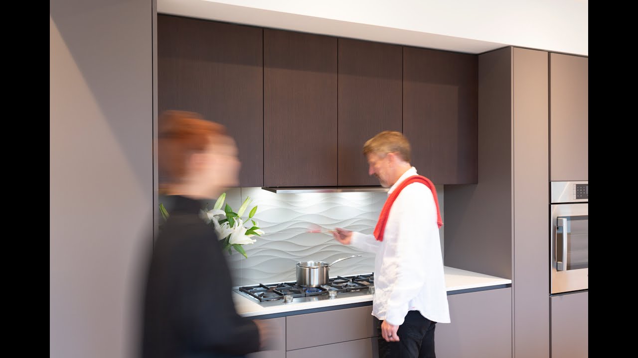 Living the modern kitchen - YouTube