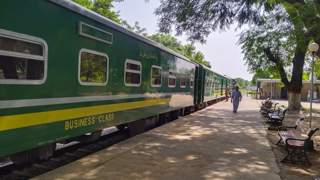 Green Line Express Train Review of AC Classes Luxury at it's best ...