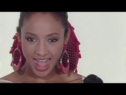 Johara, chanteuse Indo-Camerounaise, 1989