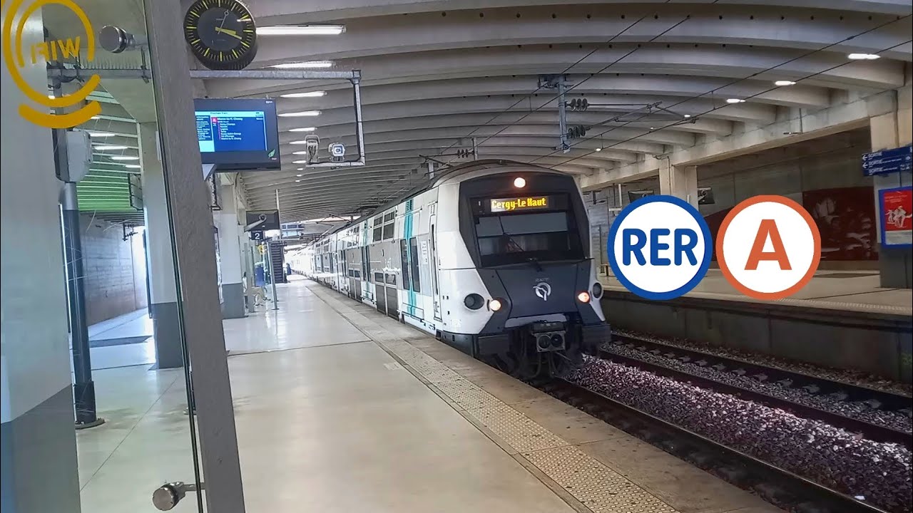 [RER A] : Des trains entre Maison Laffite et Cergy le Haut - YouTube
