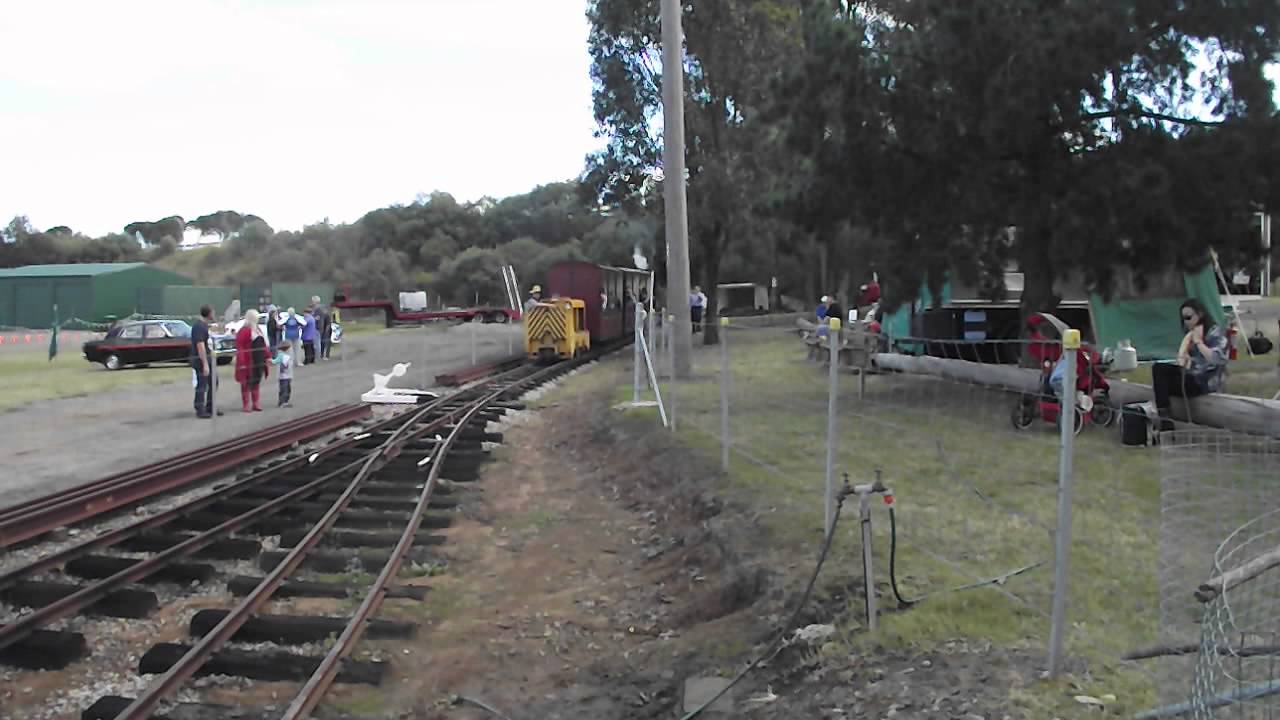 Menangle park steam museum narrow gauge railway video 1. - YouTube