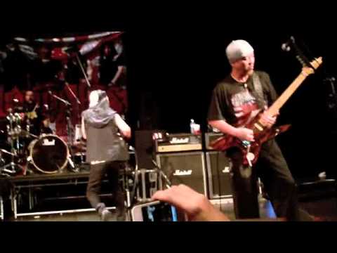 Loudness - Heavy Chains (Live in Singapore 2011) - YouTube