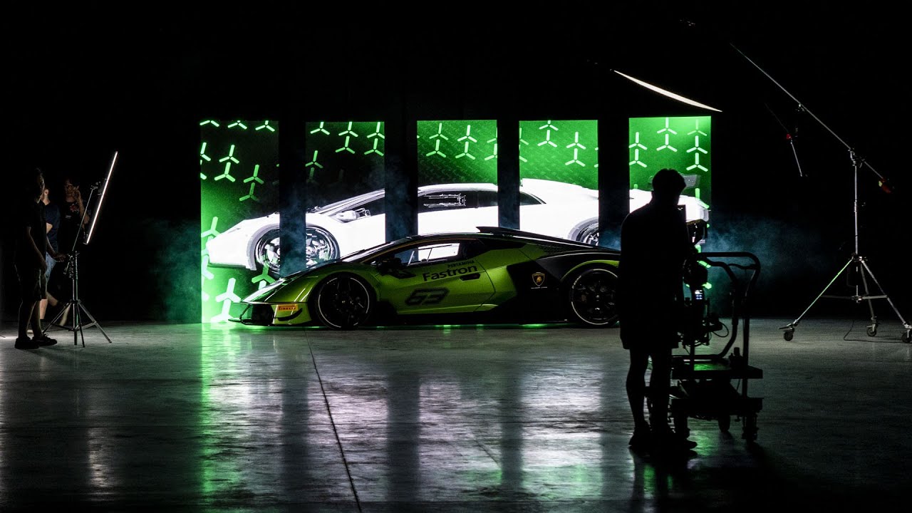 Backstage - Hypercar mapping Lamborghini SCV12 - YouTube