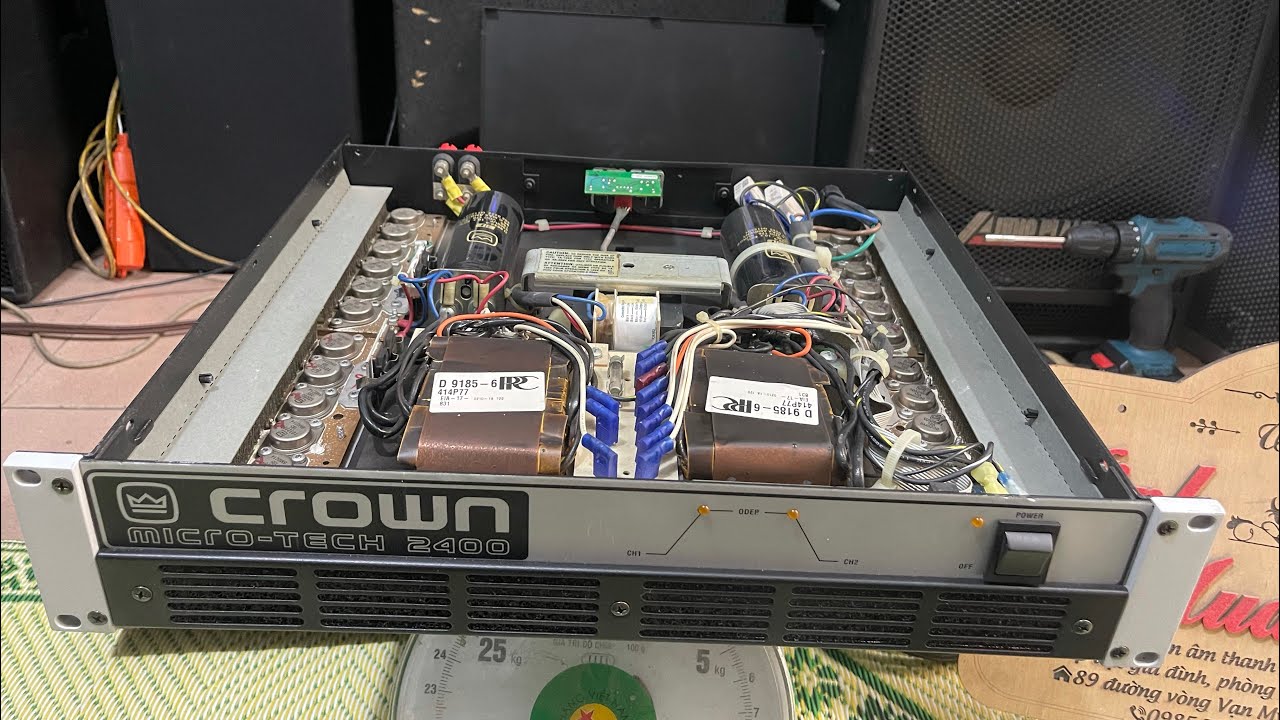 Hàng tuyển cho bác yêu đồ Mỹ đây ,CROWN 2400 bãi xịn điện 220v đẹp như ...