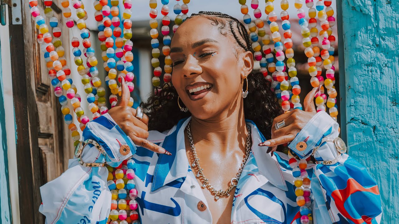 Irina Barros estreia-se na Atlantic Records Portugal com um encontro ...