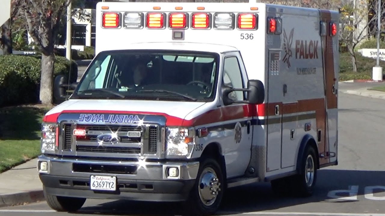 Falck Ambulance responding - YouTube