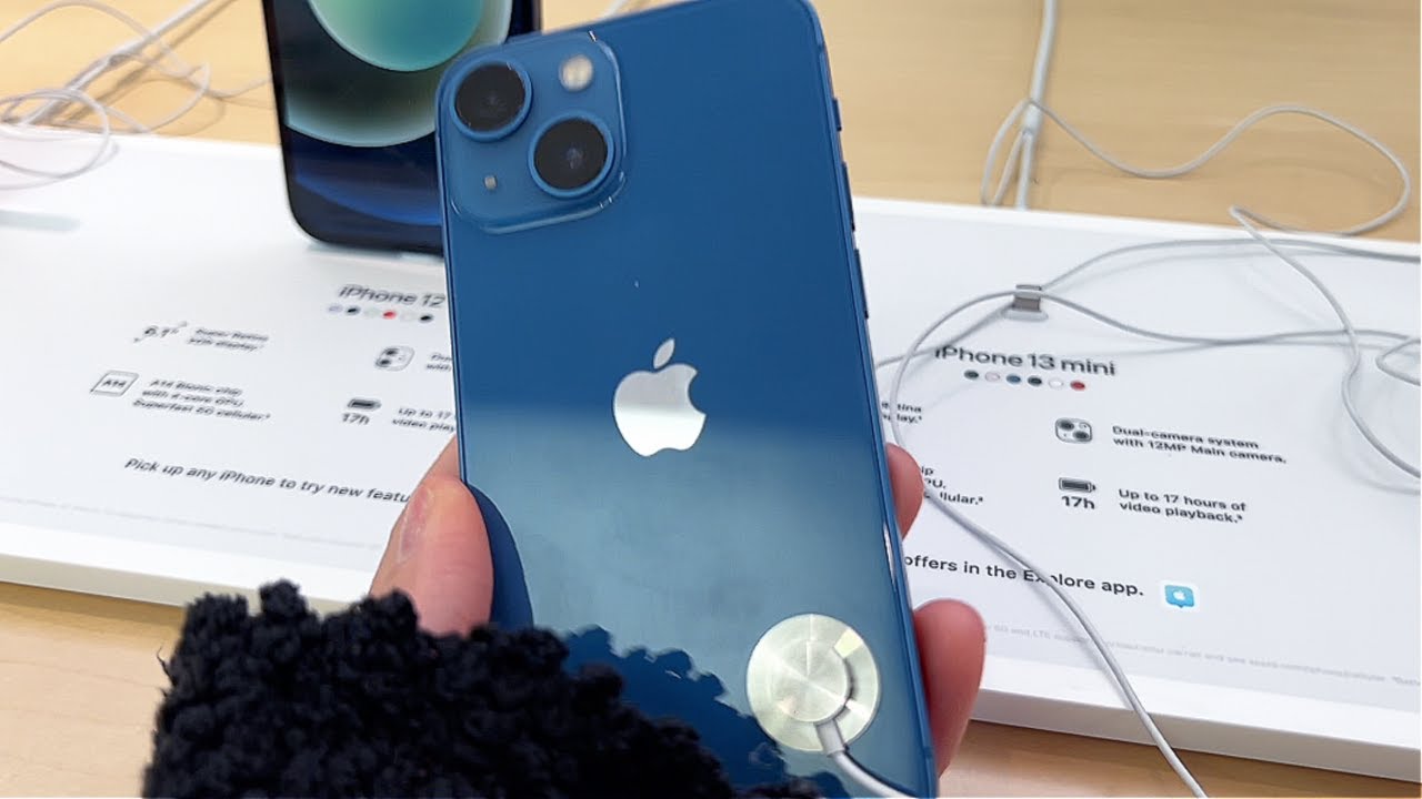 iPhone 13 Mini in BLUE Shopping Vlog at the Apple Store - YouTube