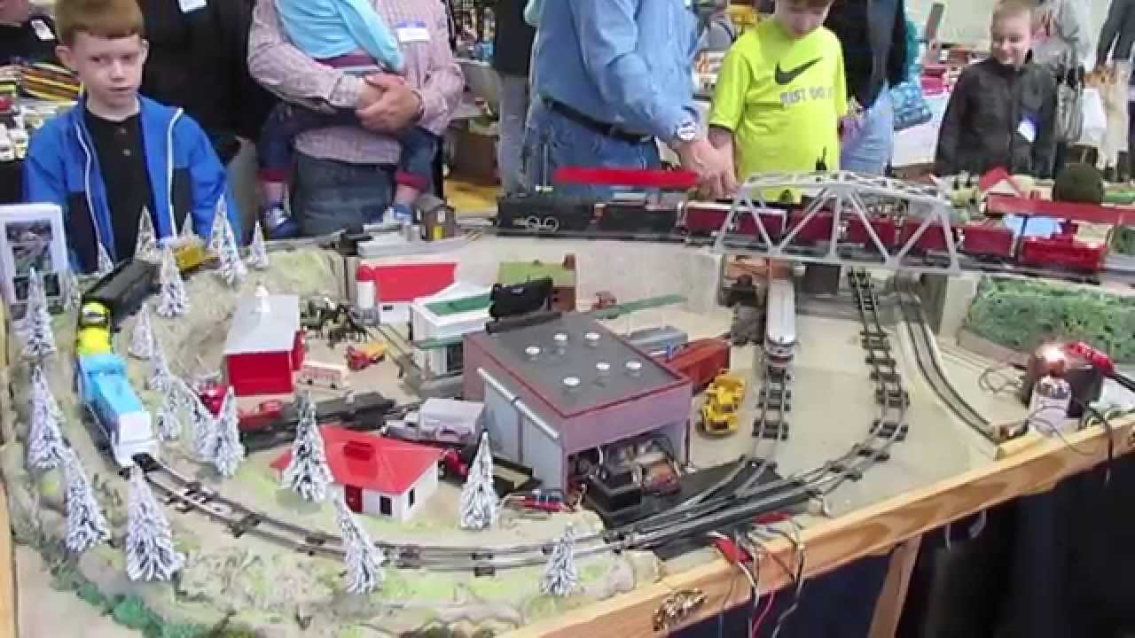 ACSG running the Super 8 layout at the Mebane Train Show - YouTube