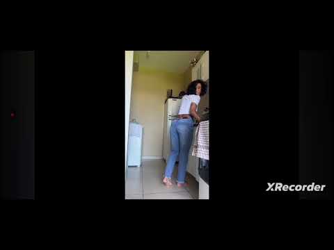 Serena fart in coach 