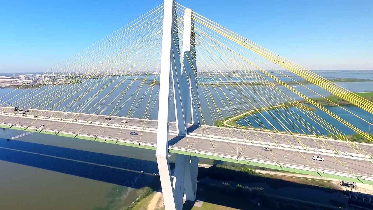 Fred Hartman Bridge in Baytown, Tx - YouTube
