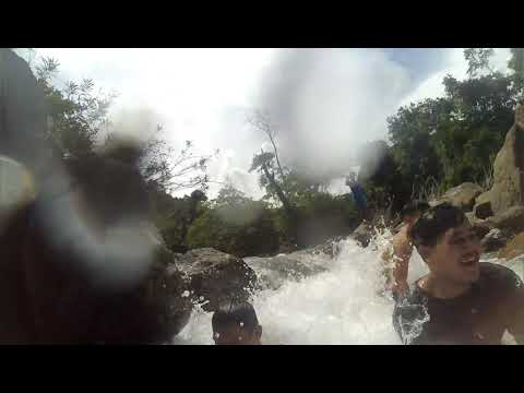 Keseruan Mandi Di sungai Bareng Teman Teman