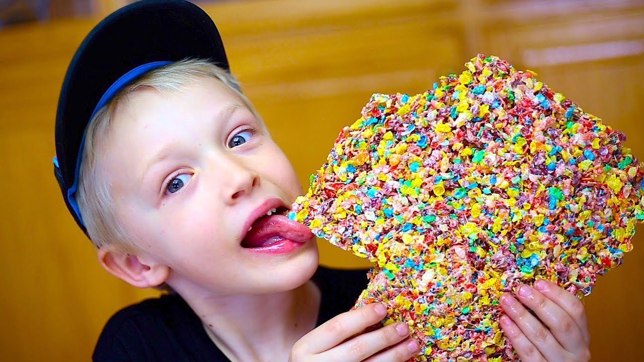 KIDS CRAFTS! Rice Crispy Treats With Fruity Pebbles! - YouTube