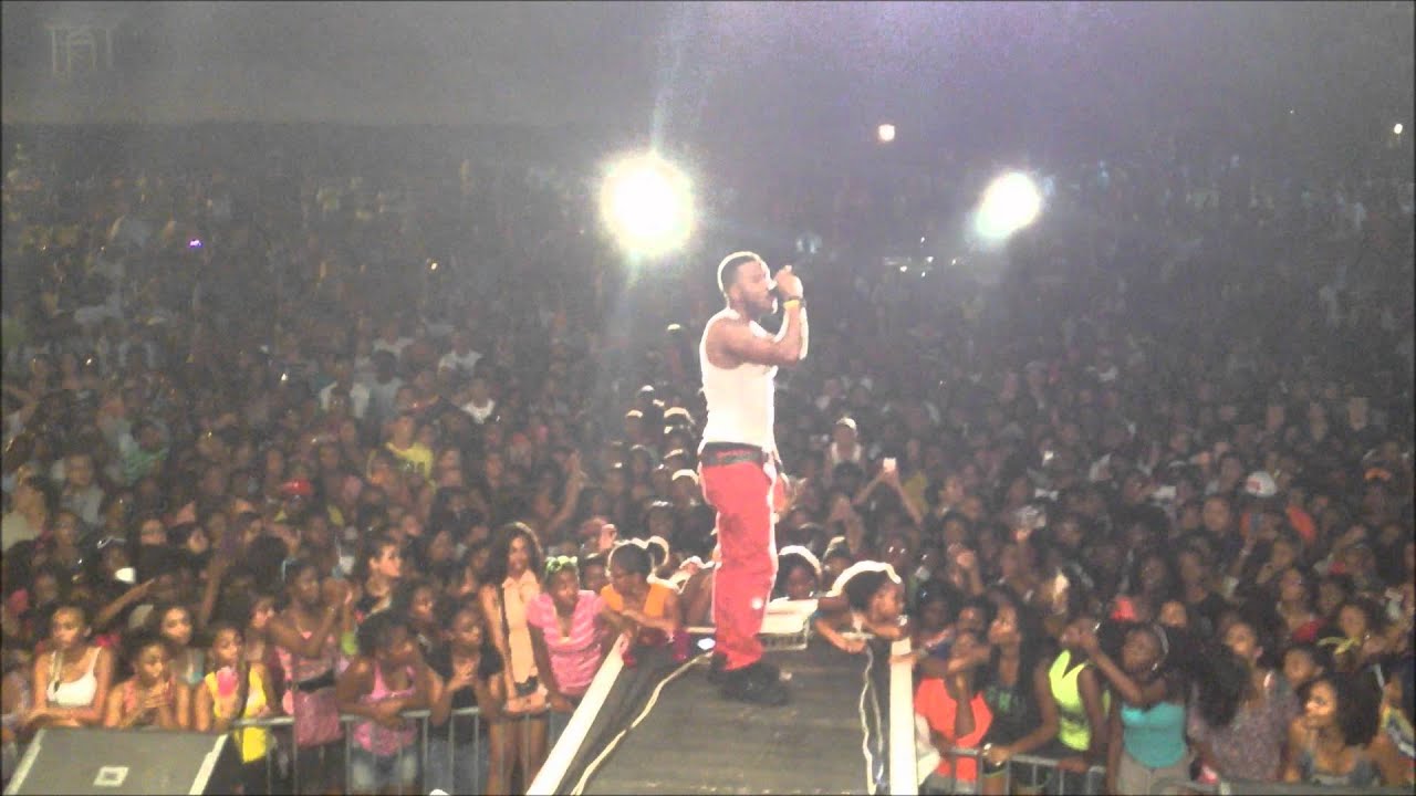 Super Jay Live Frontier City Power Bash - YouTube