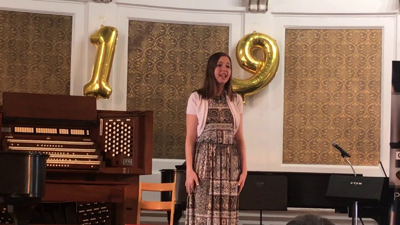 Madi Ross sings “Shy” - YouTube