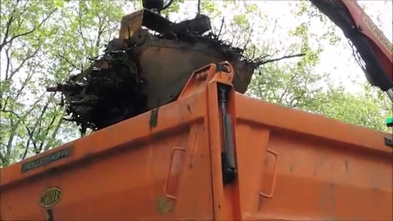 LKW mit Greifer an Palfinger Kran - YouTube