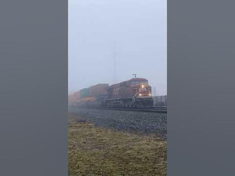 CP 8776 leading CSX I166 in Nappanee Indiana - YouTube