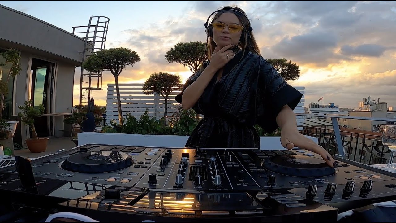 Katrina Lil - Live Sunset @ 360 Istanbul Downtempo Ethnic & Afro House ...