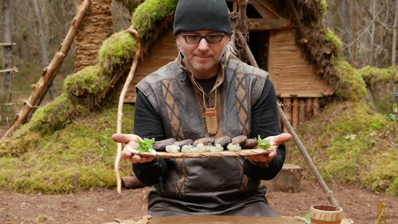 Preparation of Nettles - Steak like pure beef! Outdoor Cooking - YouTube