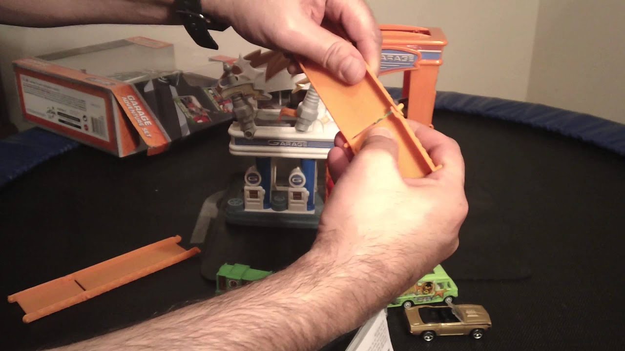 MATCHBOX GARAGE ADVENTURE SET - YouTube