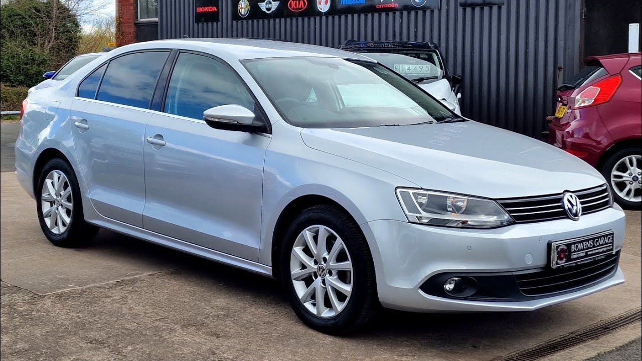2013 (63) Volkswagen Jetta LTD Editon 1.6 TDi 4Dr in Reflex Silver. 21k ...