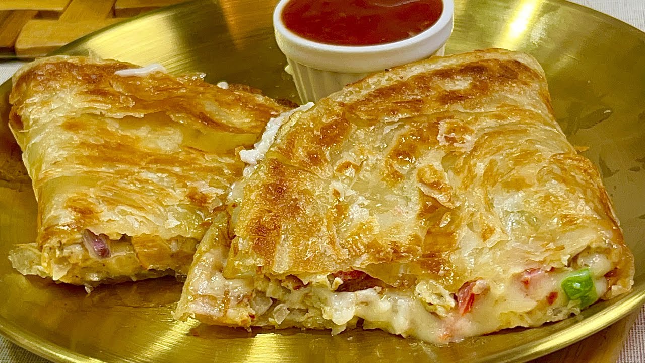 Egg Cheese Paratha Recipe | How To Make Egg Cheese Paratha At Home | Frozen Paratha Recipe - YouTube