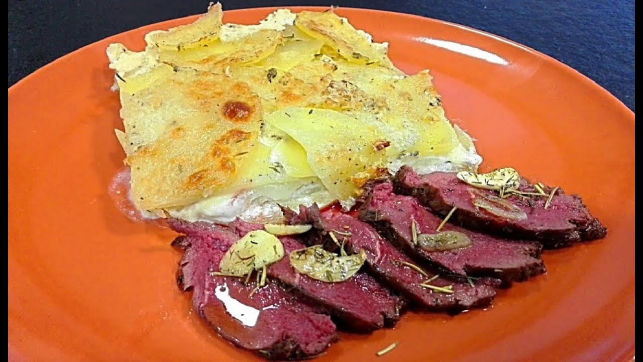 RENO ASADO CON PATATAS GRATINADAS - YouTube