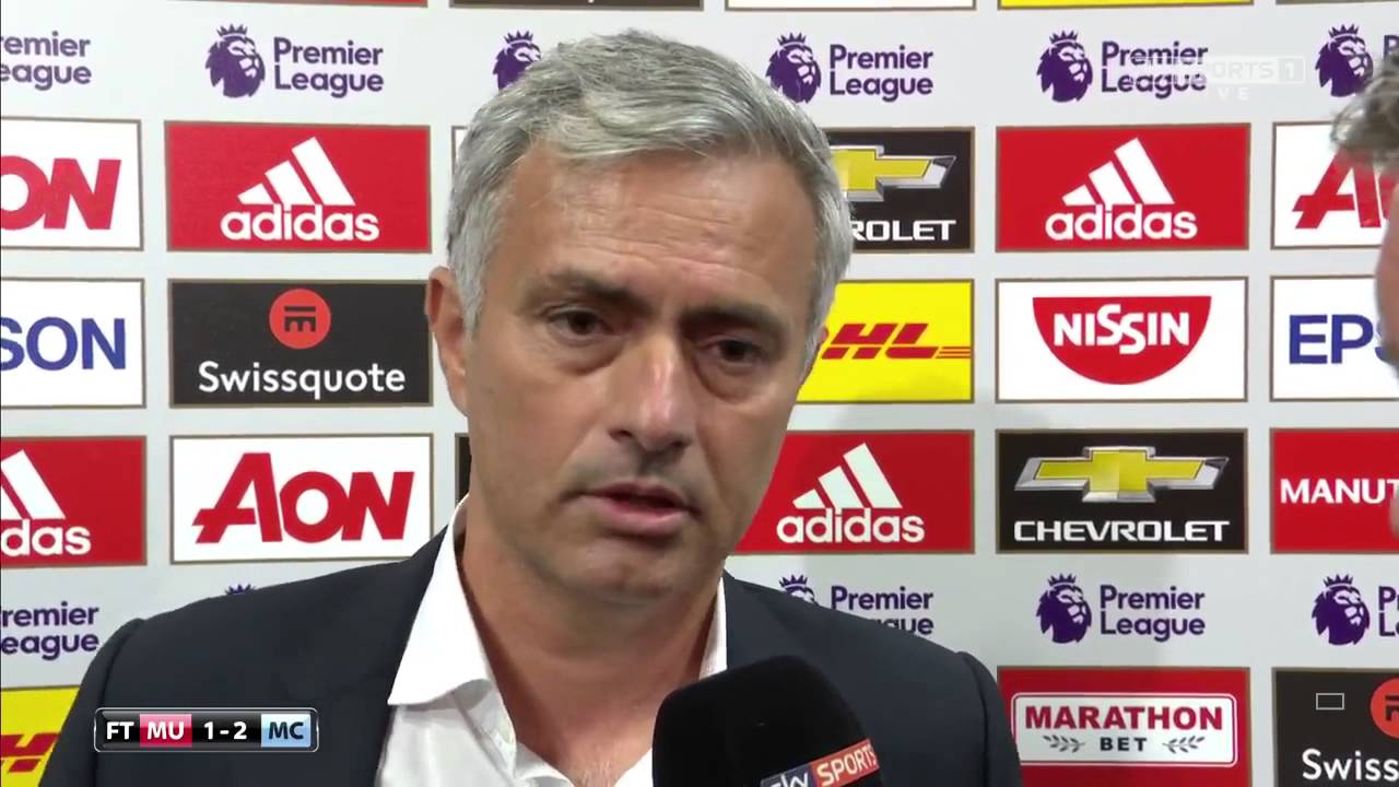 Mourinho the crying one - YouTube