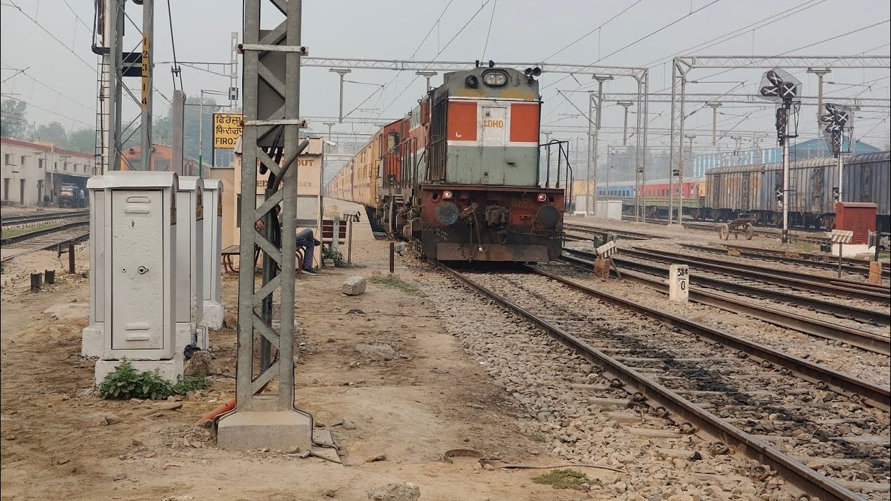 FIROZPUR - LUDHIANA TRAIN JOURNEY BEHIND LDH WDG3A ALCo Diesel ...