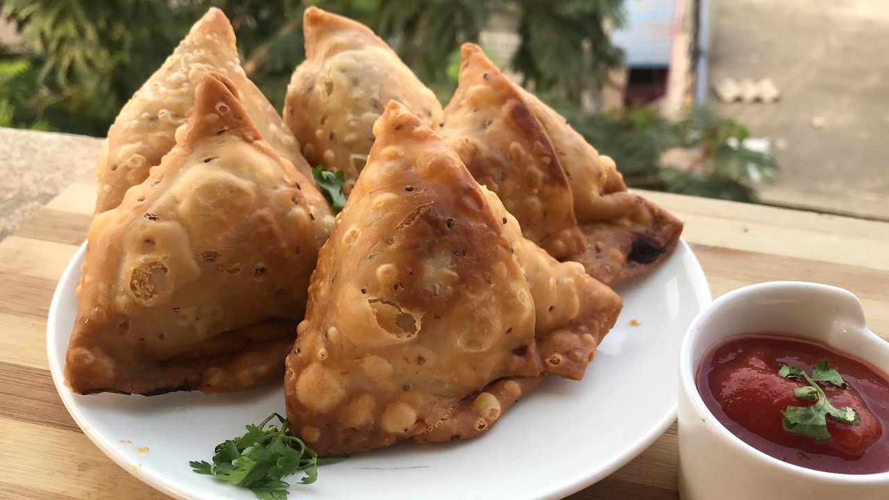 Punjabi aloo samosa recipe||samosa recipe||iftar recipes ||crispy ...