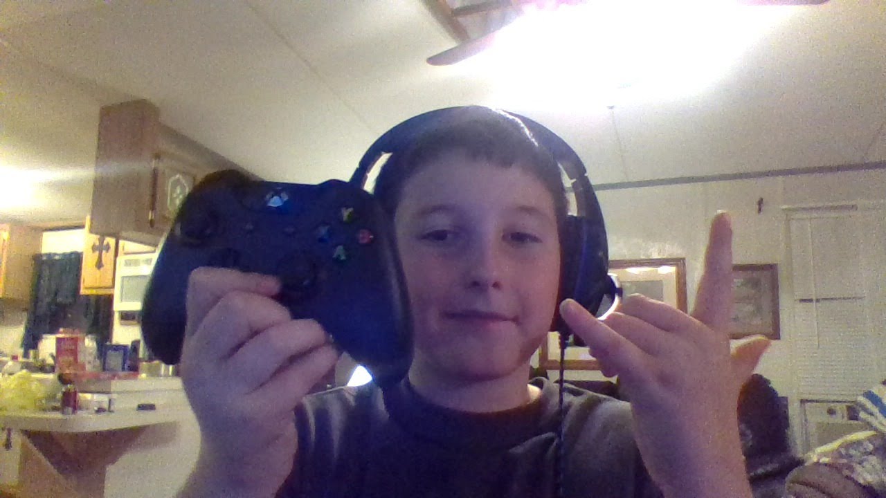 smashing my controller - YouTube