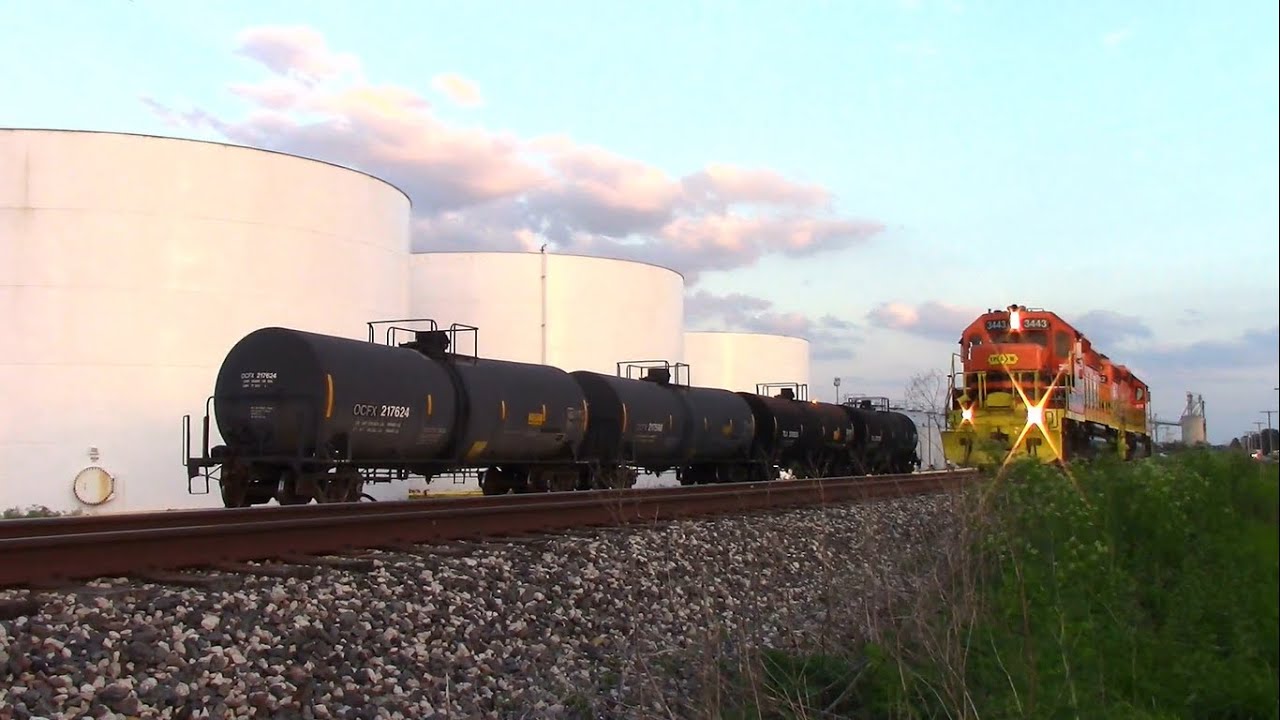 CSX Z189 with TPW 3443 and TPW 3442 Northbound in Brookston, Indiana ...