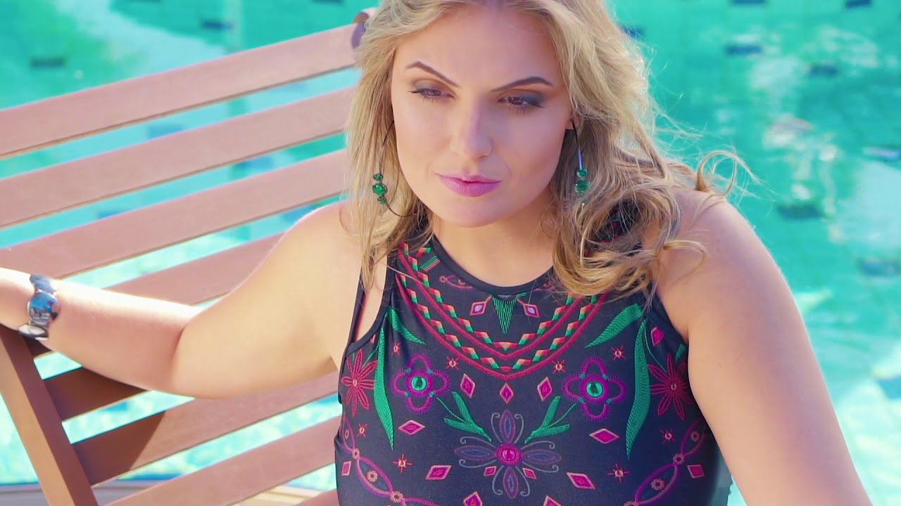 Acqua Rosa | TROPICAL LIFESTYLE - YouTube