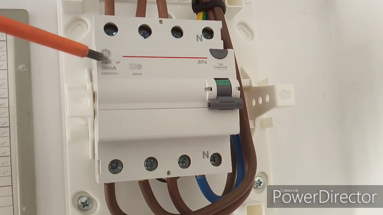 RCC- Breaker Jordfelsbrytare How? - YouTube