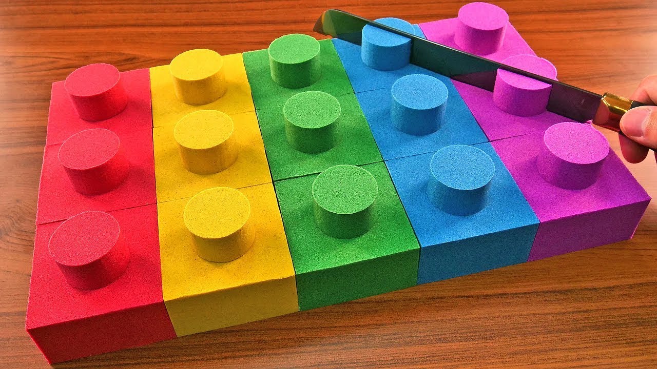 Satisfying Video l Rainbow Kinetic Sand Lego Cutting ASMR #14 Rainbow ...
