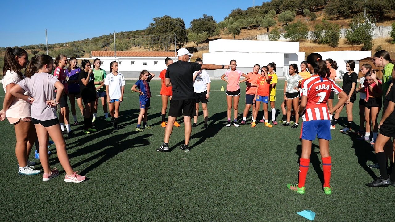 El Jerez CF pone en marcha un equipo femenino de Fútbol 11 en las ...