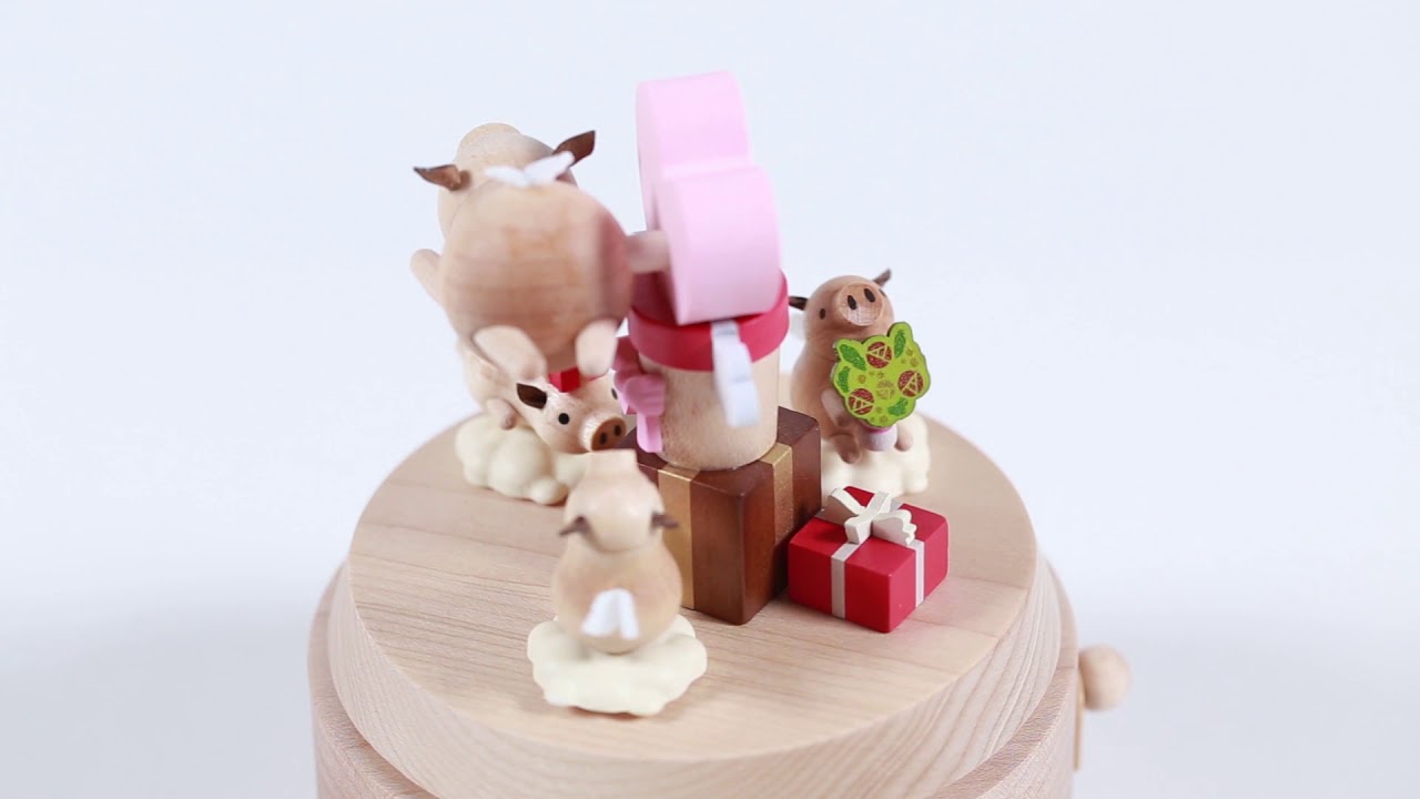 When Pigs Fly Wooden Music Box - YouTube