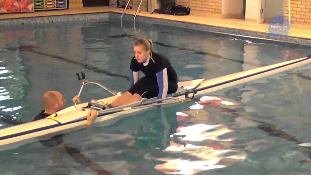 British Rowing Capsize Drill 2014 - YouTube