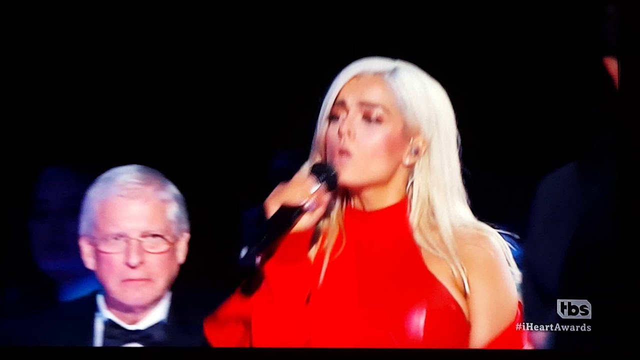 G-Eazy and Bebe Rexha - Me, Myself & I (iHeart Radio Music Awards ...