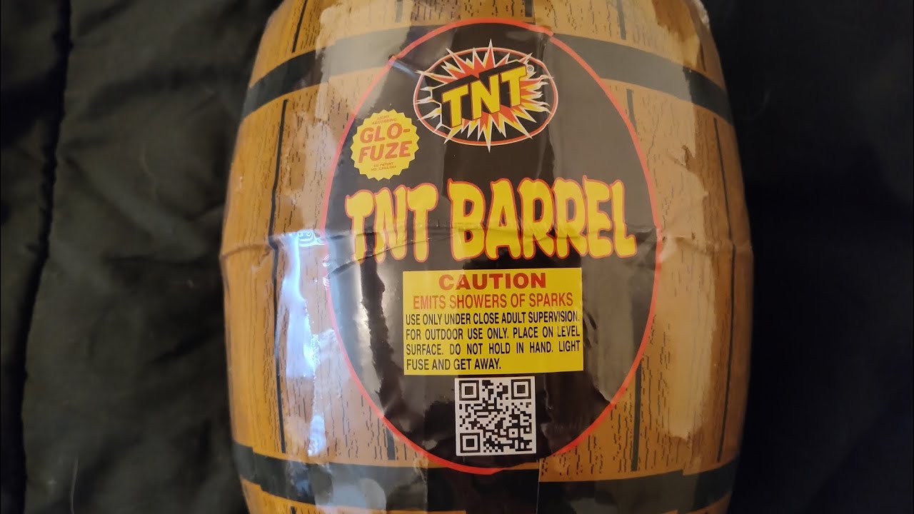 TNT Fireworks - TNT Barrel Fountain - YouTube