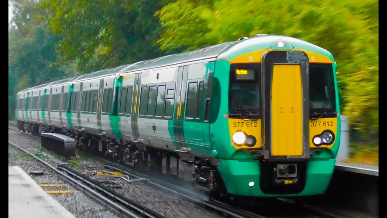 Southern Class 377s At Ewell East - Saturday 22nd September 2018 - YouTube
