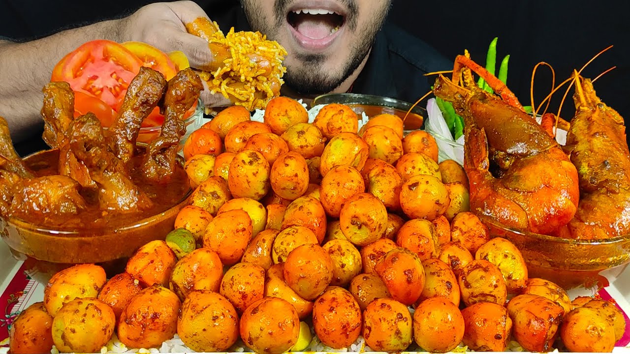 EATING HUGE QUAIL EGGS MASALA, PRAWN CURRY, CHICKEN KOSHA,SALAD AND ...