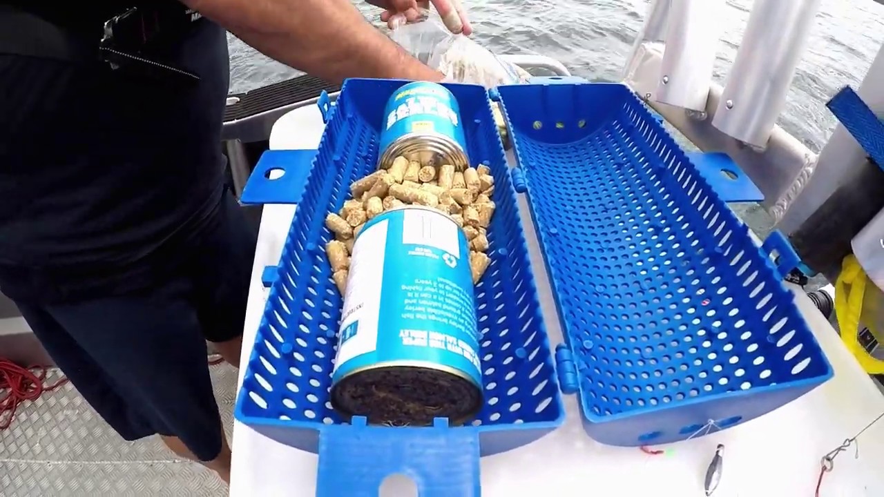 Setting up your Maxistrike Berley, using pellets, berley cage and ...