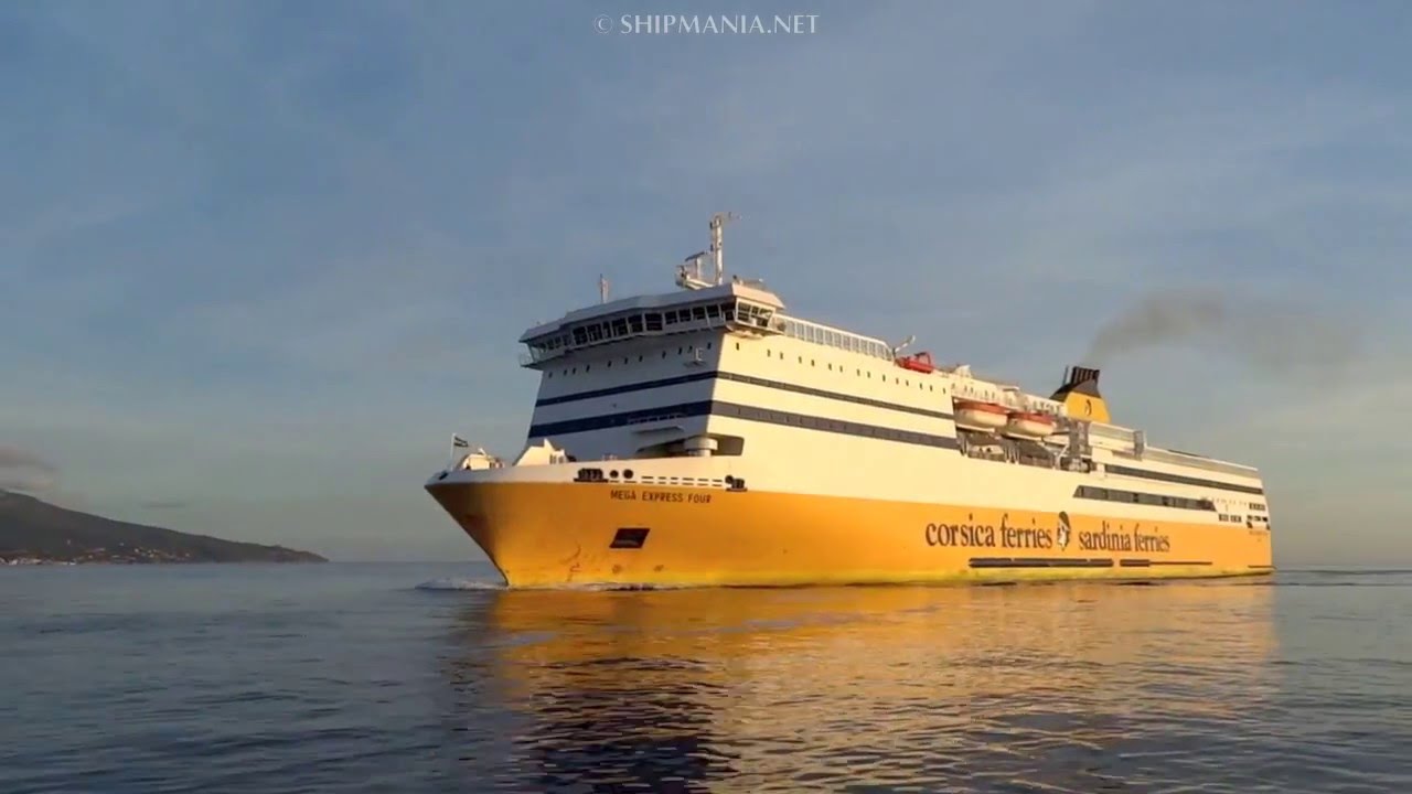 MEGA EXPRESS FOUR - arrivée à Bastia - YouTube