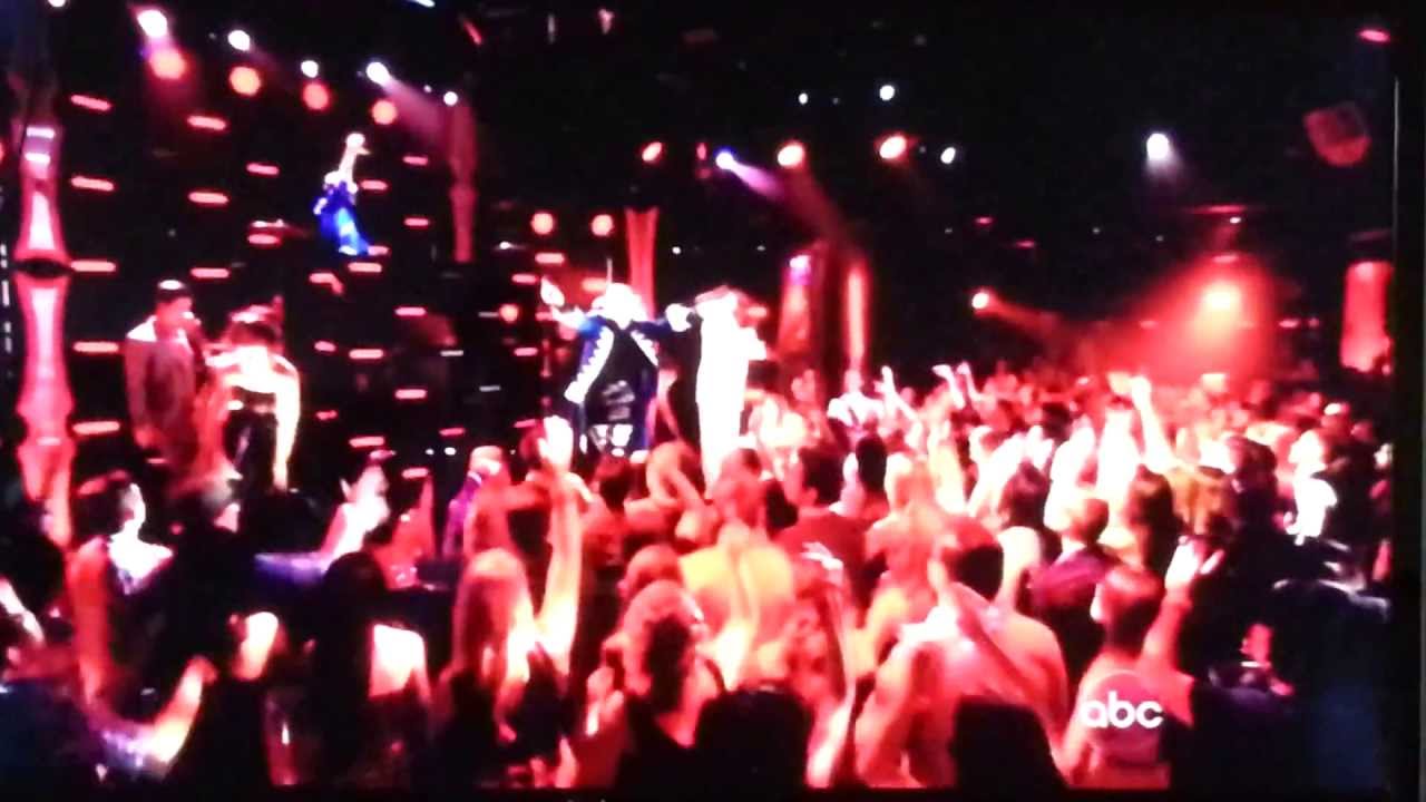 THRIFT SHOP Billboard Award 2013 - YouTube