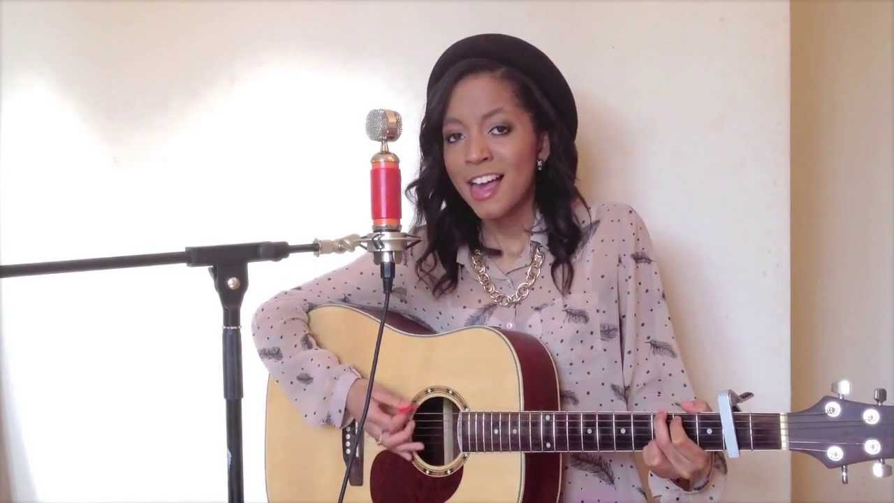 Roar - Katy Perry/Brave - Sara Bareilles MASHUP by Laura Zocca - YouTube