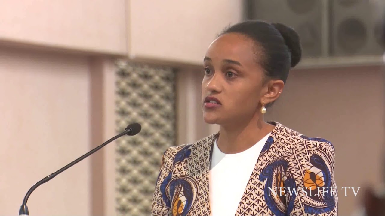 NGINA KENYATTA TOUCHING SPEECH EVER,,LED HER FAMILY IN SAYING PRAYER ...